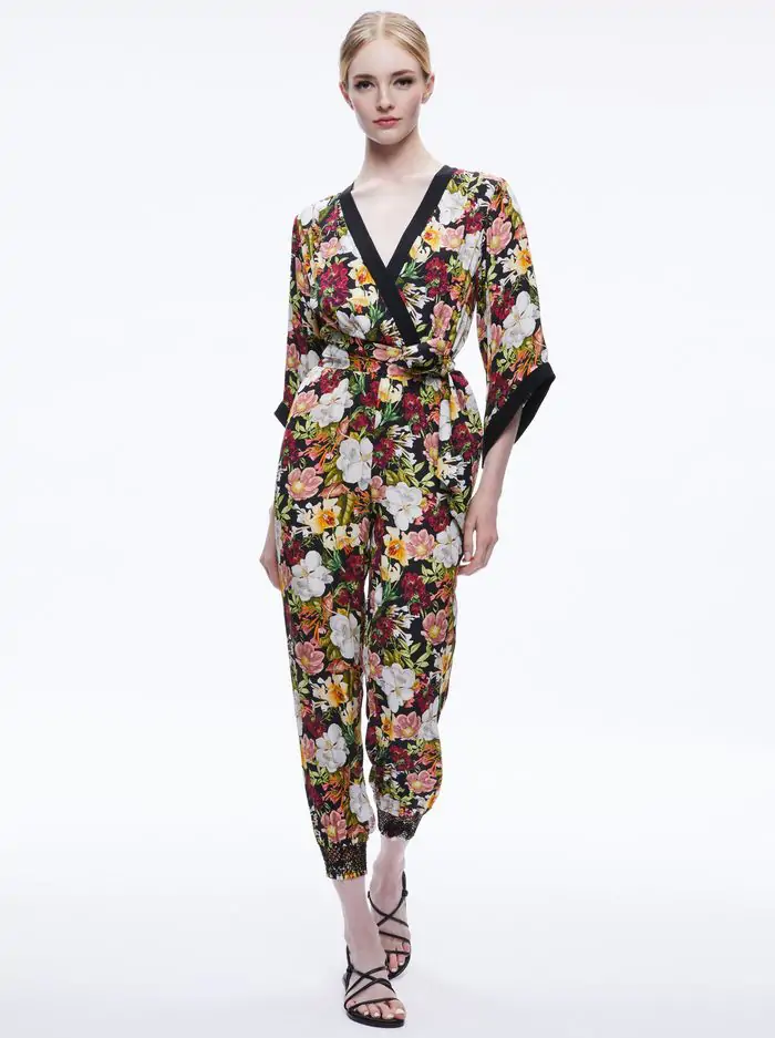 Sale: Designer Dresses, Pants & Clothing Sale | Alice + Olivia